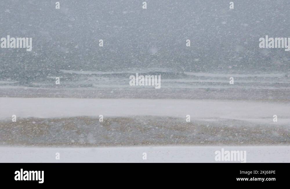 Blizzard uk Stock Videos & Footage - HD and 4K Video Clips - Alamy