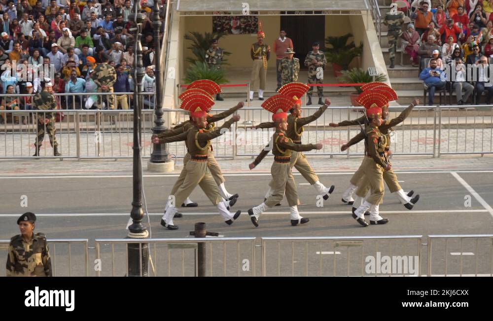Traditional uniform marching Stock Videos & Footage - HD and 4K Video ...