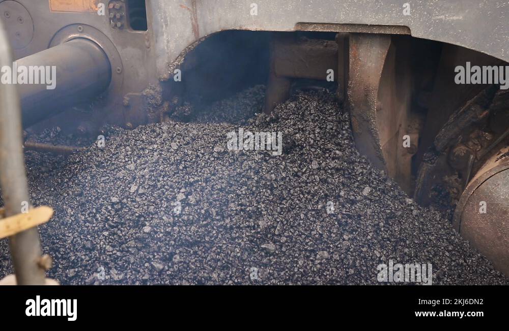 Moving bitumen Stock Videos & Footage - HD and 4K Video Clips - Alamy