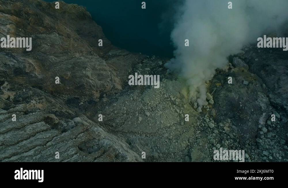 Sulfur cloud Stock Videos & Footage - HD and 4K Video Clips - Alamy