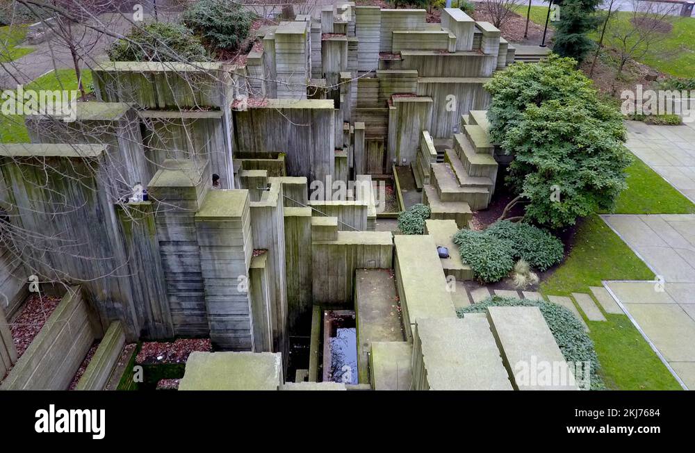Concrete maze Stock Videos & Footage - HD and 4K Video Clips - Alamy