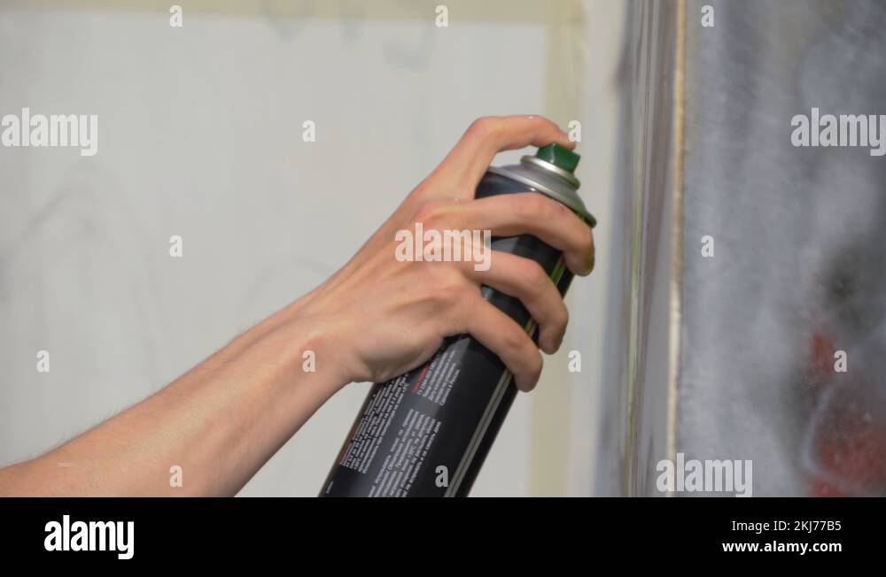 Spray can spraycan art Stock Videos & Footage - HD and 4K Video Clips ...
