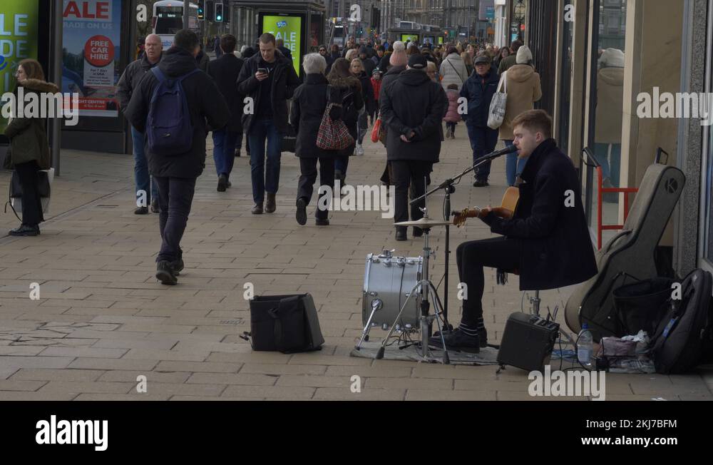 Edinburgh street musician Stock Videos & Footage - HD and 4K Video ...