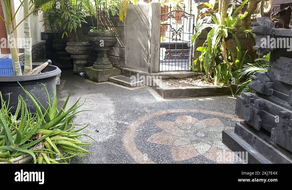 Balinese house compound Stock Videos & Footage - HD and 4K Video Clips ...