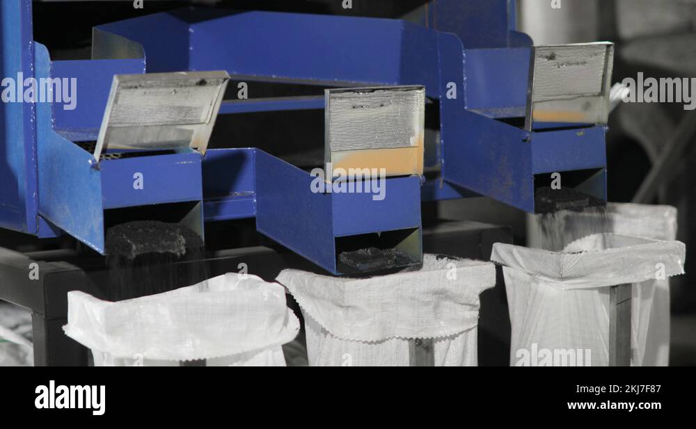 Car recycling machine Stock Videos & Footage - HD and 4K Video Clips ...