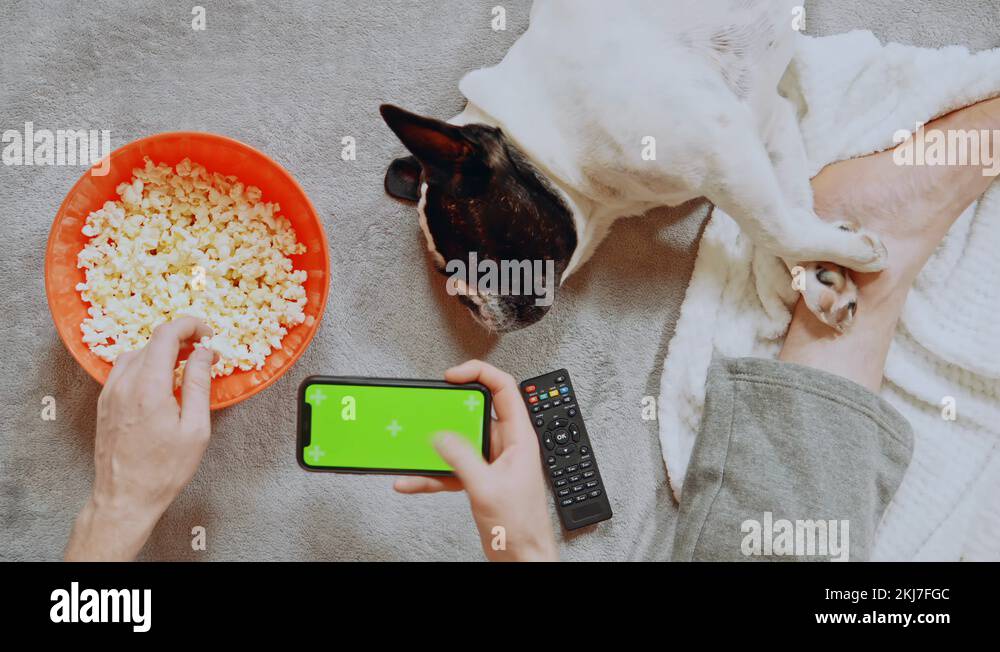 Popcorn play Stock Videos & Footage - HD and 4K Video Clips - Alamy