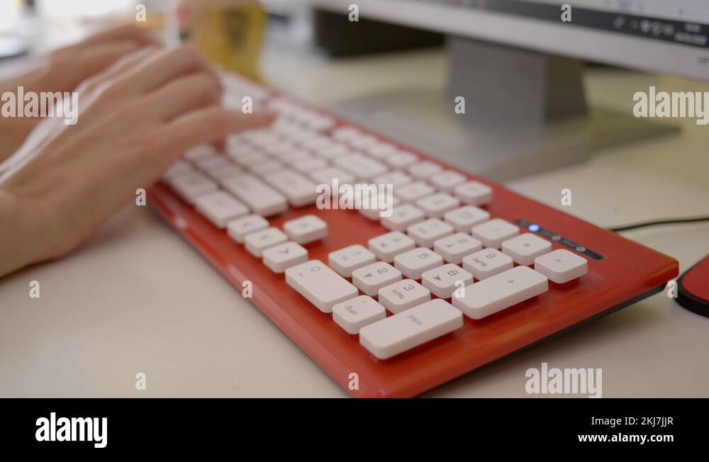 Video typing Stock Videos & Footage - HD and 4K Video Clips - Alamy