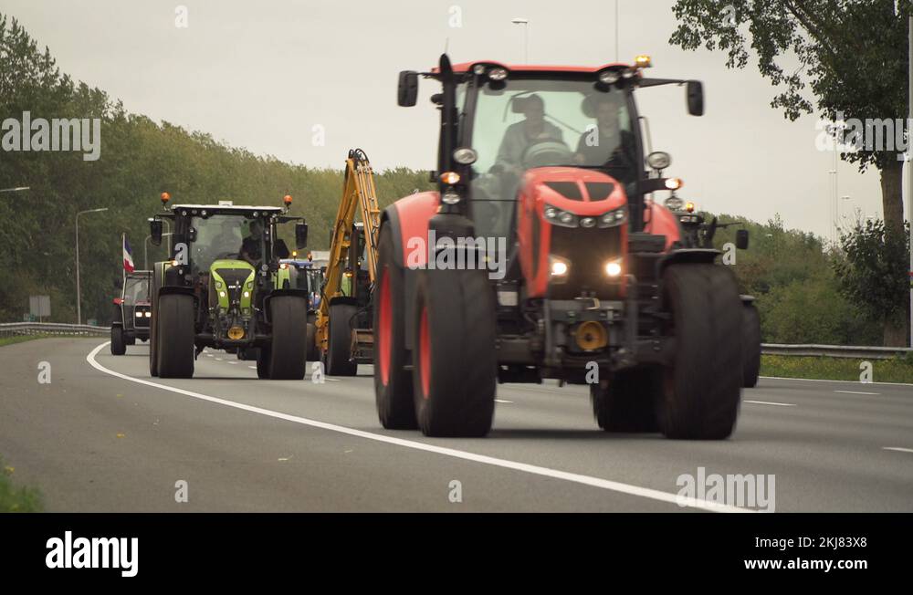 Parade Of Tractors Stock Videos Footage Hd And 4k Video Clips Alamy