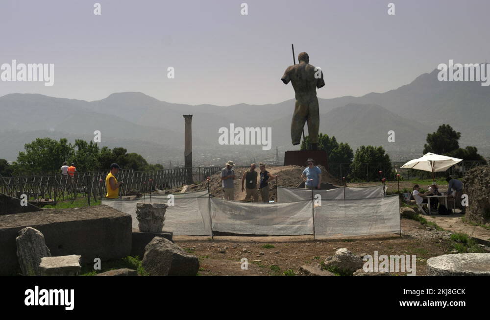 Pompeii vesuvius excavations Stock Videos & Footage - HD and 4K Video ...