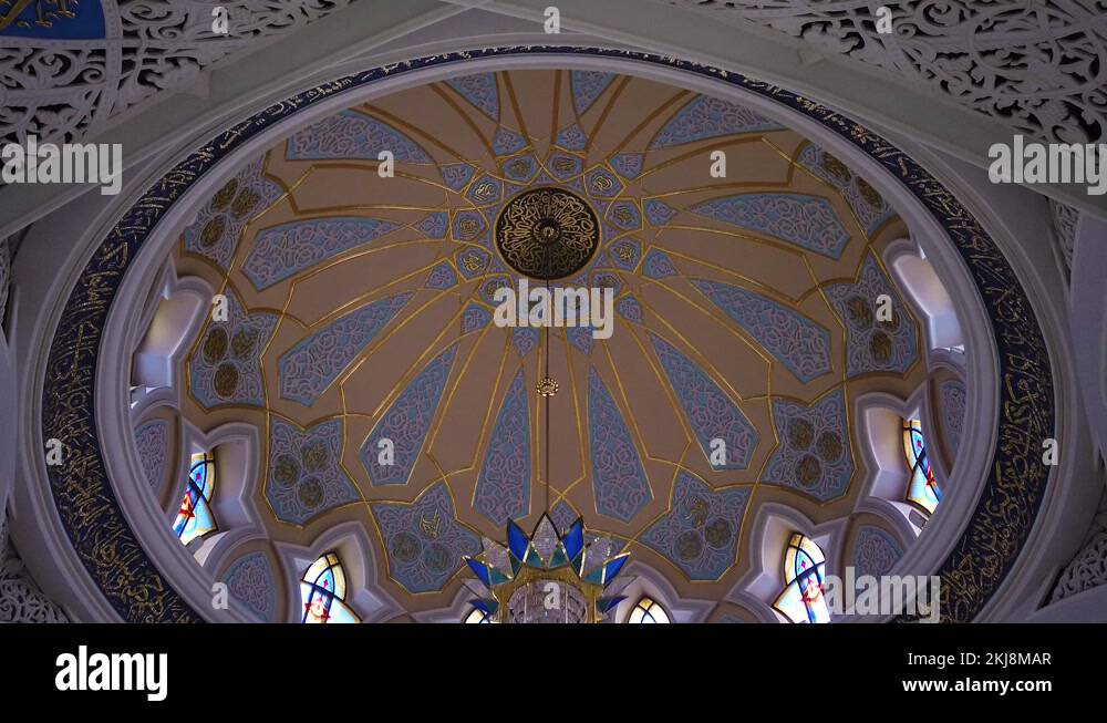 Church ceilings Stock Videos & Footage - HD and 4K Video Clips - Alamy
