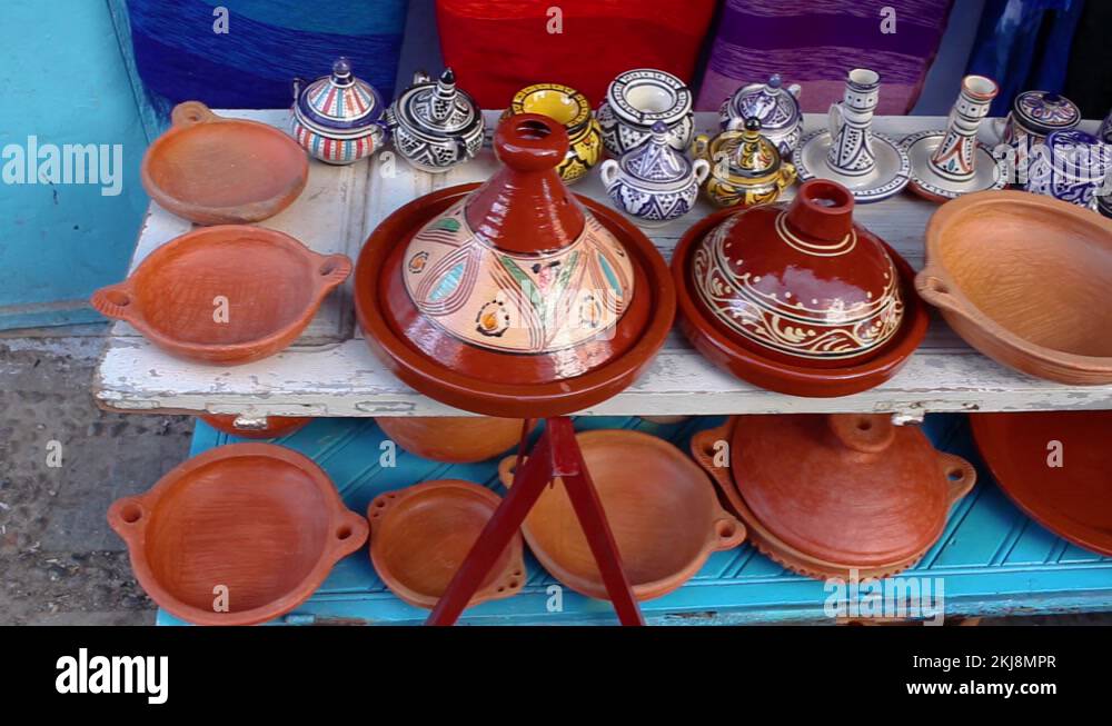 Cookingvessel Stock Videos & Footage - HD and 4K Video Clips - Alamy