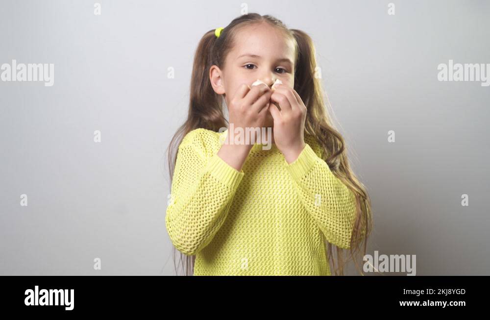 White backg Stock Videos & Footage - HD and 4K Video Clips - Alamy