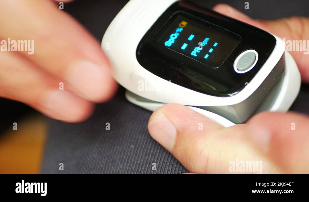 Measuring oxygen saturation in blood and heart rate with a pulse ...