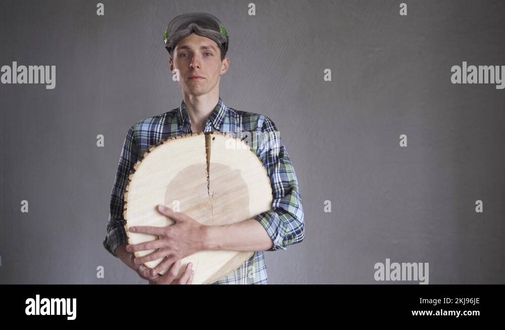 Manual felling Stock Videos & Footage - HD and 4K Video Clips - Alamy