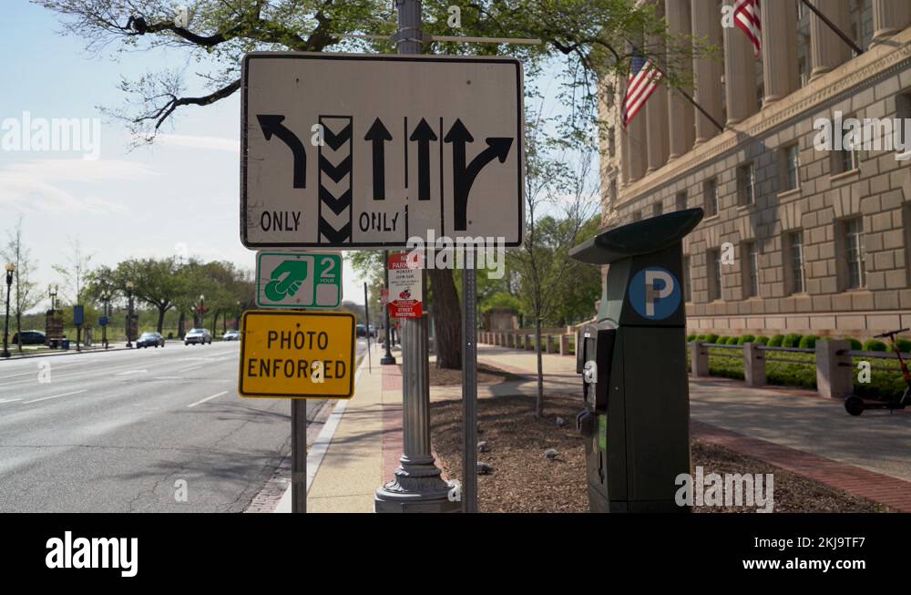 Traffic signs in Stock Videos & Footage - HD and 4K Video Clips - Alamy