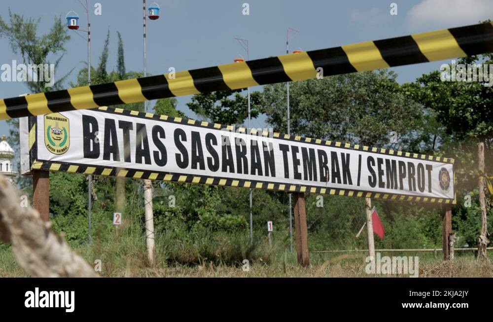 Water restriction sign Stock Videos & Footage - HD and 4K Video Clips ...