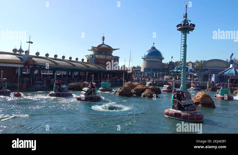 Disney family fun Stock Videos & Footage - HD and 4K Video Clips - Alamy