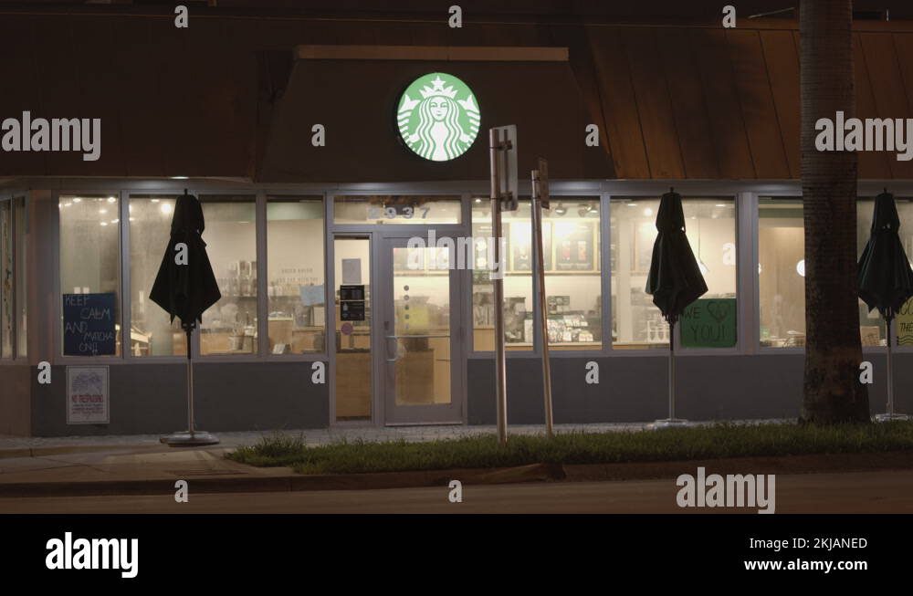 Starbucks closed Stock Videos & Footage - HD and 4K Video Clips - Alamy