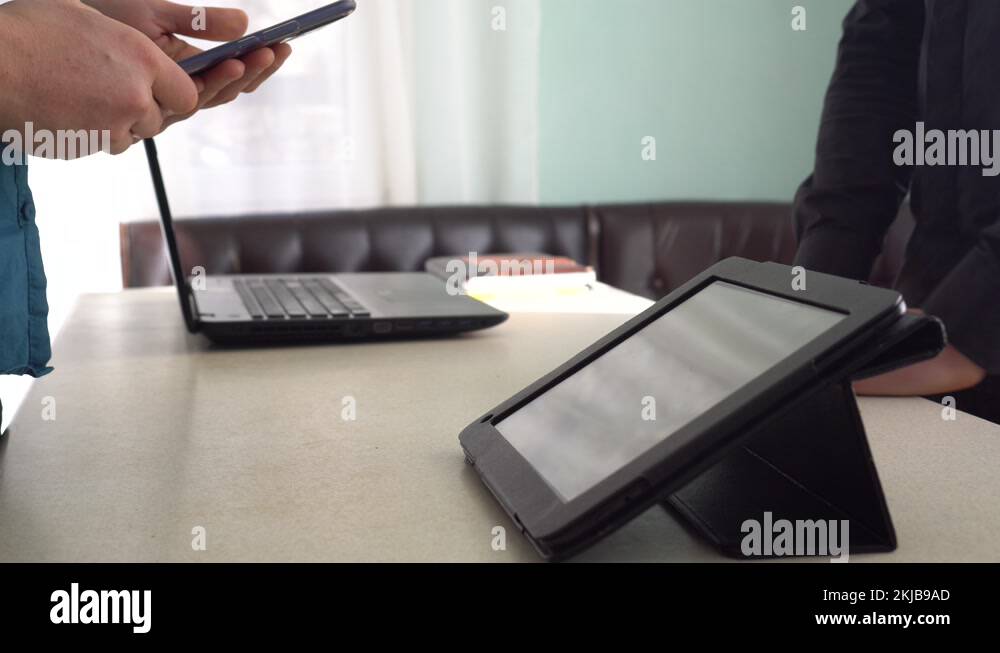 Invoice tracking Stock Videos & Footage - HD and 4K Video Clips - Alamy