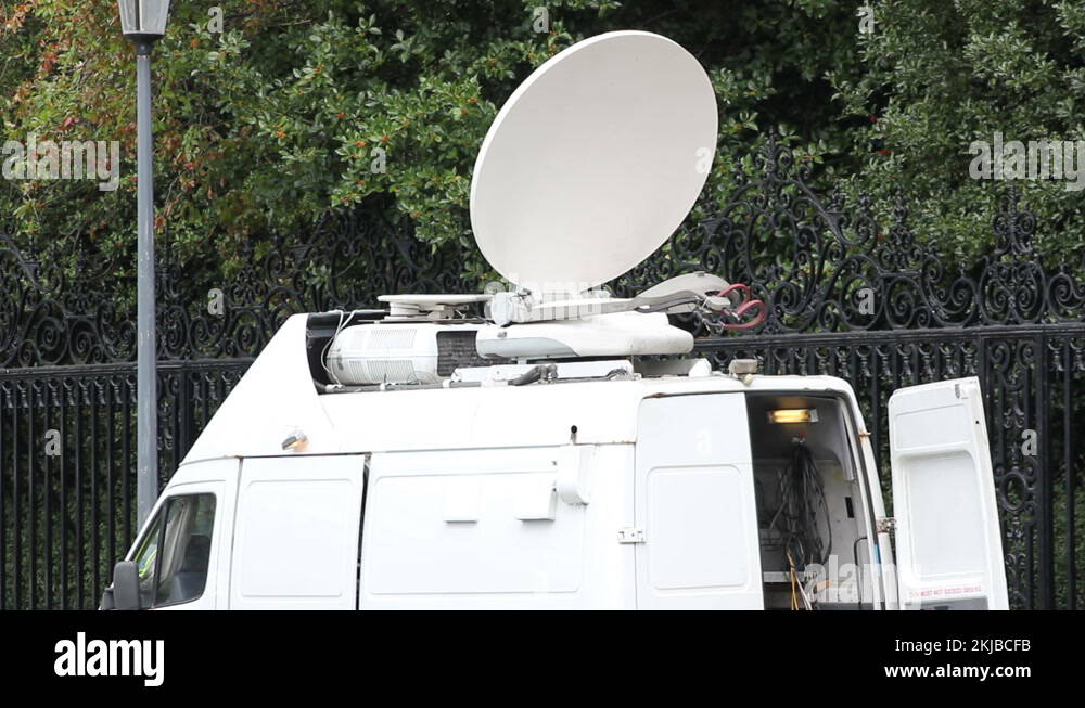 News broadcast vehicle Stock Videos & Footage - HD and 4K Video Clips ...