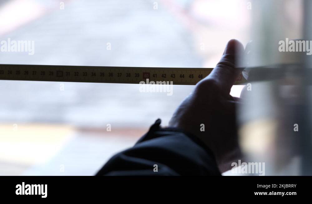 Taking measurement Stock Videos & Footage - HD and 4K Video Clips - Alamy