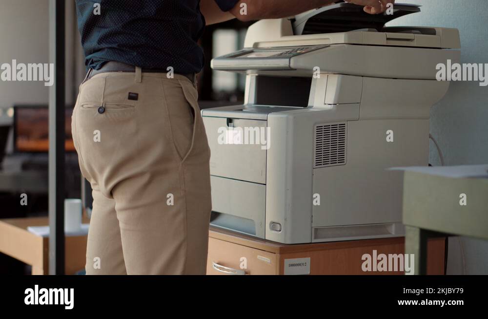 Using printer Stock Videos & Footage - HD and 4K Video Clips - Alamy