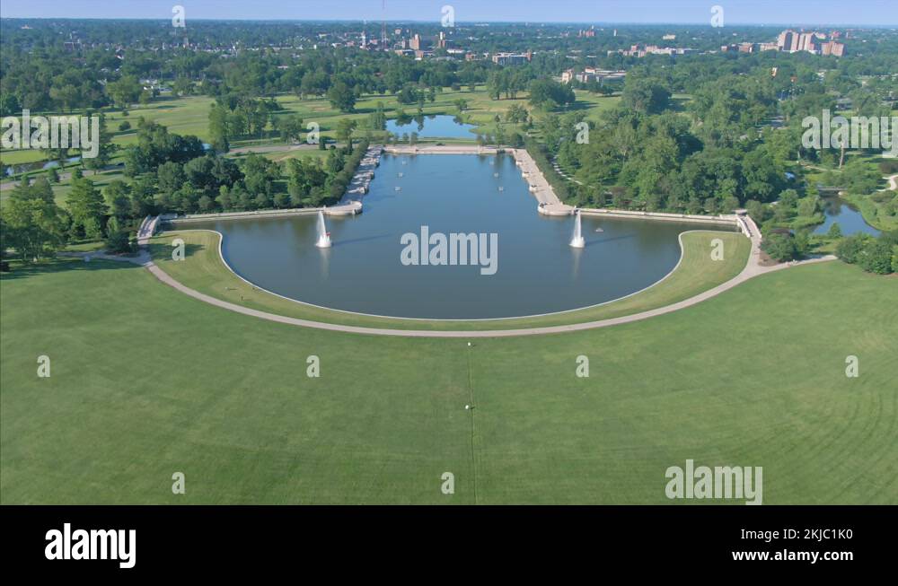 St louis grand basin Stock Videos & Footage - HD and 4K Video Clips - Alamy