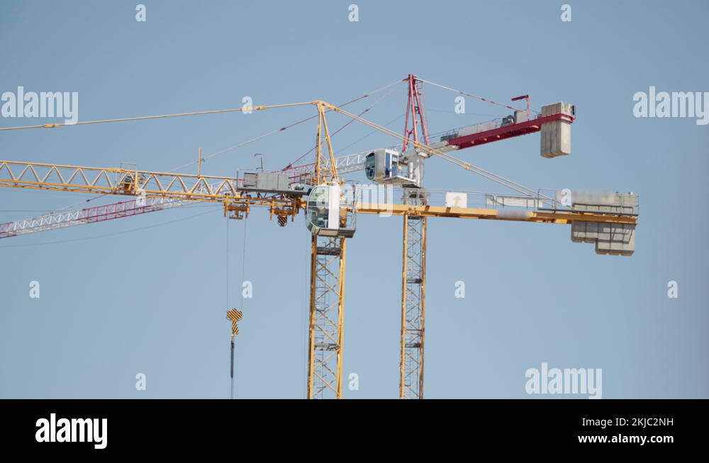 Static tower crane Stock Videos & Footage - HD and 4K Video Clips - Alamy