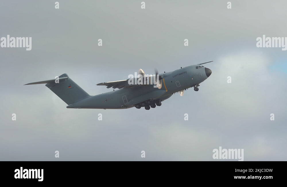 military airbus a400 propeller aircraft in air flying steep climb Stock ...