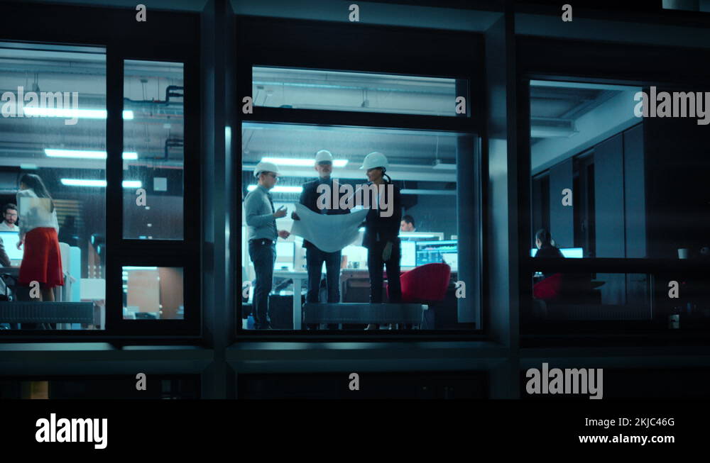 Practice apprentice Stock Videos & Footage - HD and 4K Video Clips - Alamy