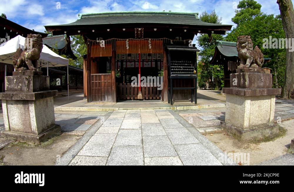 Shrine box Stock Videos & Footage - HD and 4K Video Clips - Alamy