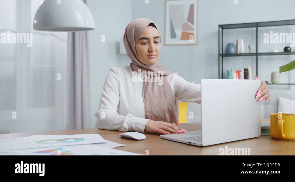 Muslim student computer Stock Videos & Footage - HD and 4K Video Clips ...