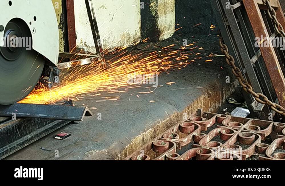 Friction spark Stock Videos & Footage - HD and 4K Video Clips - Alamy