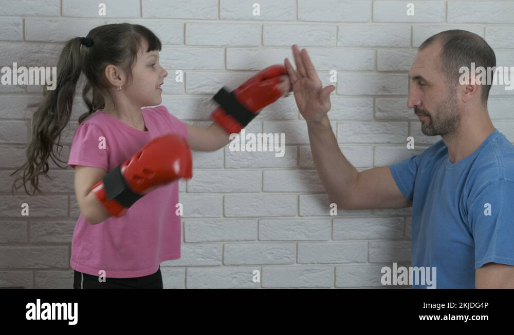 Boxing punches Stock Videos & Footage - HD and 4K Video Clips - Alamy