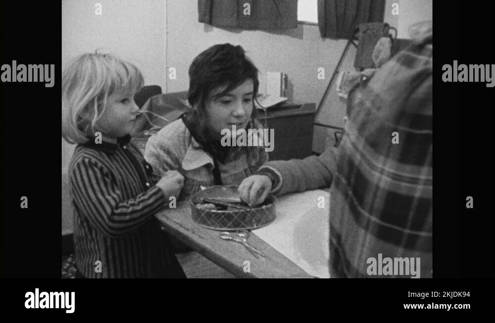 Gypsy family Stock Videos & Footage - HD and 4K Video Clips - Alamy