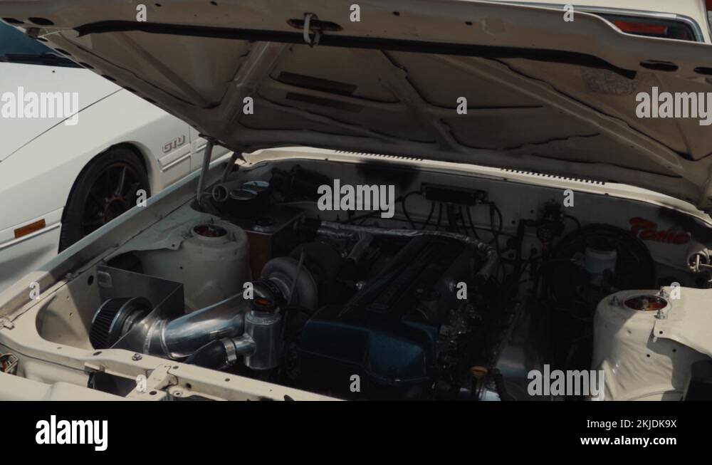 Car swap Stock Videos & Footage - HD and 4K Video Clips - Alamy