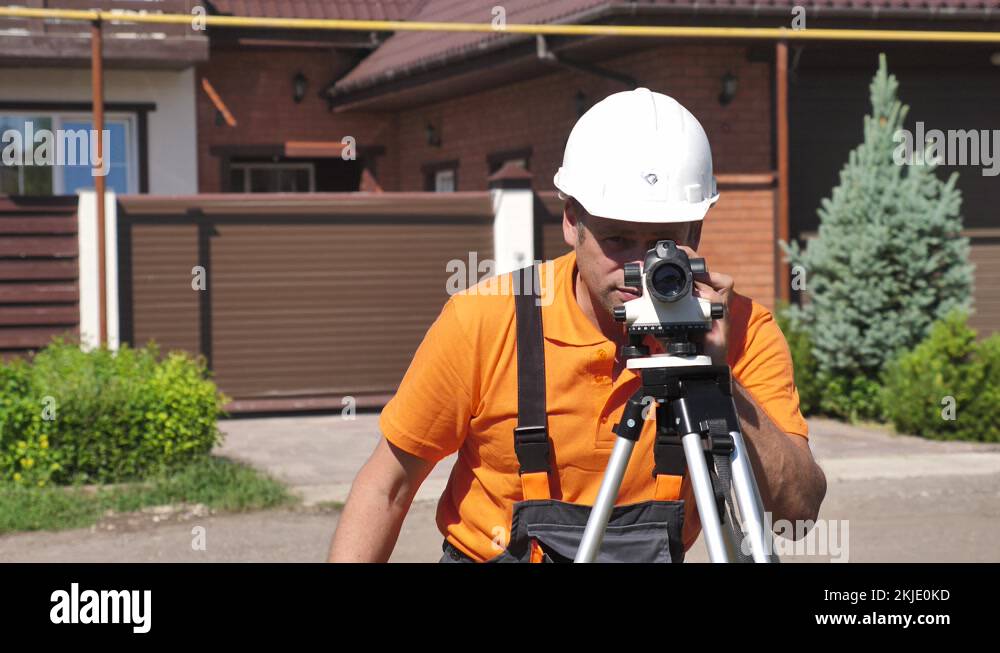 Leveling survey Stock Videos & Footage - HD and 4K Video Clips - Alamy