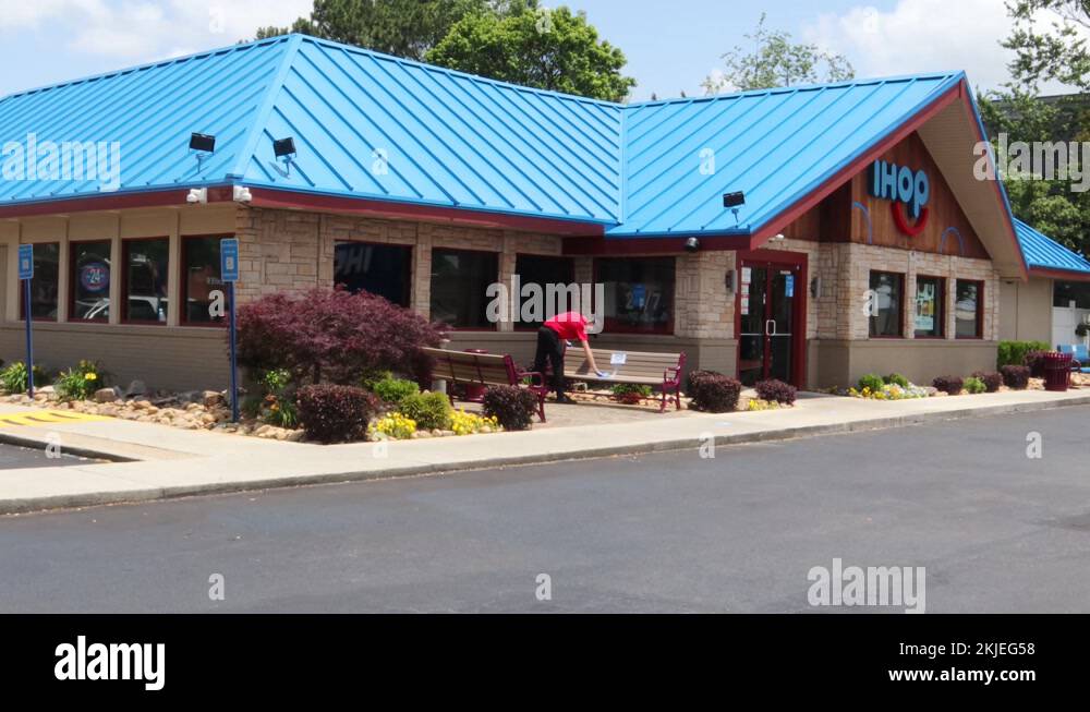 Ihop exterior Stock Videos & Footage - HD and 4K Video Clips - Alamy