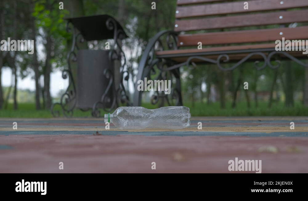 Littering in park Stock Videos & Footage - HD and 4K Video Clips - Alamy