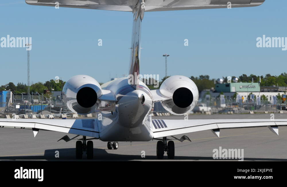 Reverse thrust jet engine Stock Videos & Footage - HD and 4K Video ...