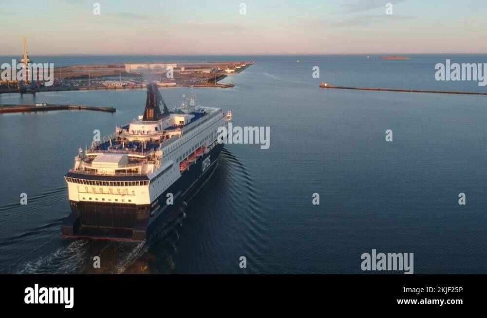 Coloured sailing boat Stock Videos & Footage - HD and 4K Video Clips ...