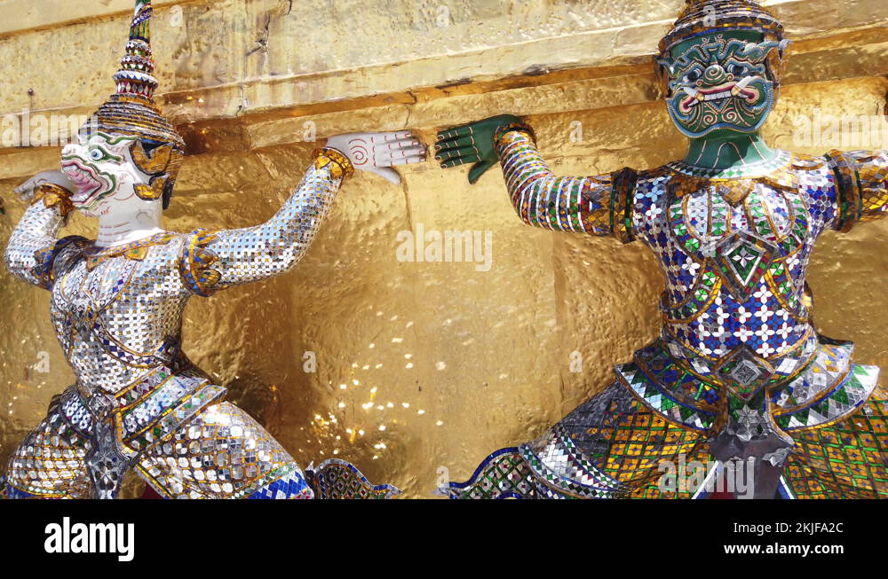 Grand palace guard statue Stock Videos & Footage - HD and 4K Video ...