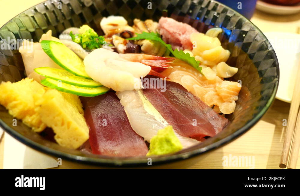 Chirashi sashimi Stock Videos & Footage - HD and 4K Video Clips - Alamy