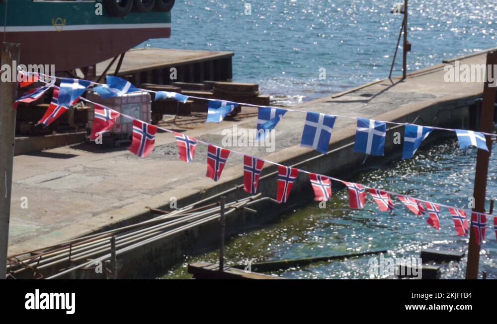 Wind flags dock Stock Videos & Footage - HD and 4K Video Clips - Alamy