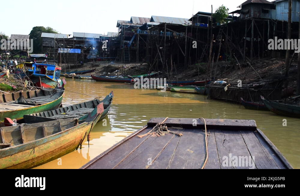 Squatter village Stock Videos & Footage - HD and 4K Video Clips - Alamy