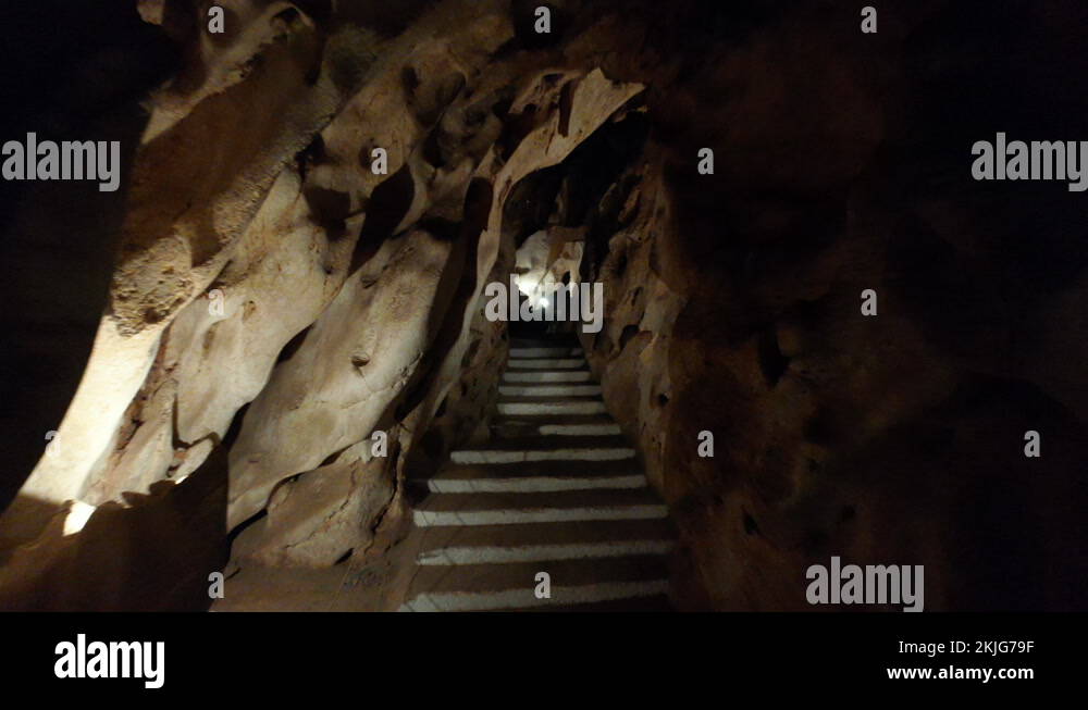 Cueva del tesoro getting inside of the treasure cave in rincon de la ...