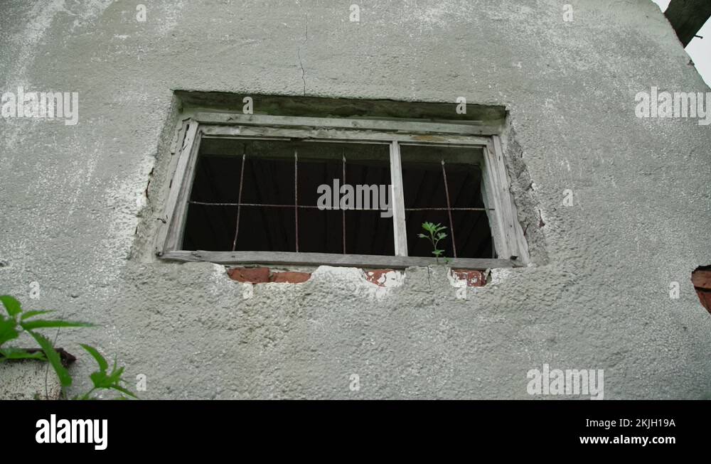 Broken grill Stock Videos & Footage - HD and 4K Video Clips - Alamy