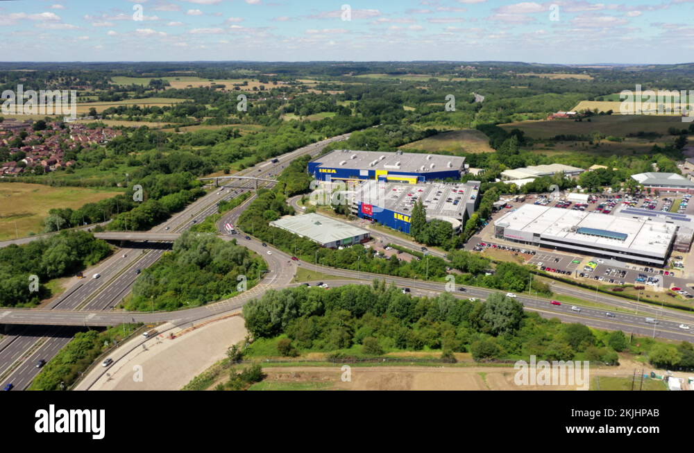 Traffic at junction 12 of the M4 motorway near an Ikea store in Reading ...