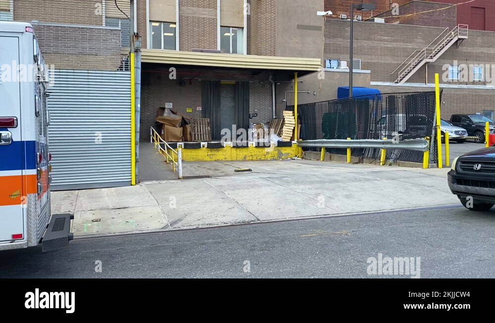 Ambulances at emergency entrance Stock Video Footage - Alamy