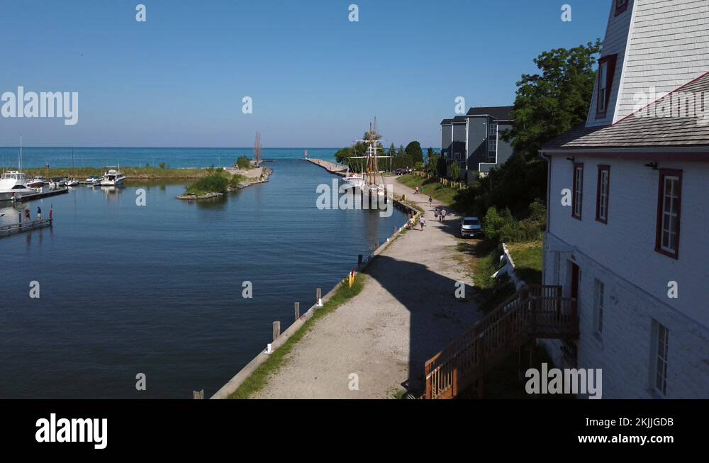 Lake ontario harbour Stock Videos & Footage - HD and 4K Video Clips - Alamy